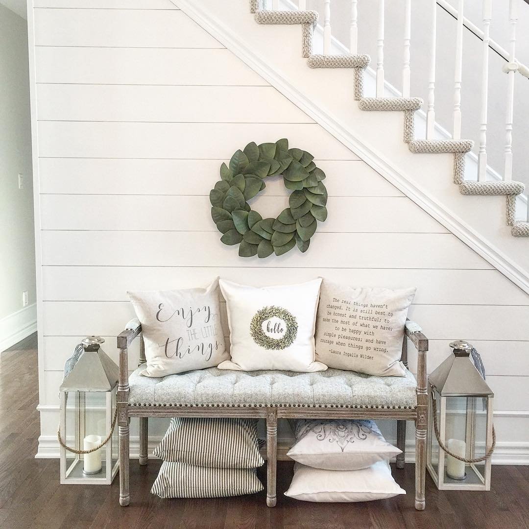How to Style Your Entryway with a Farmhouse Bench