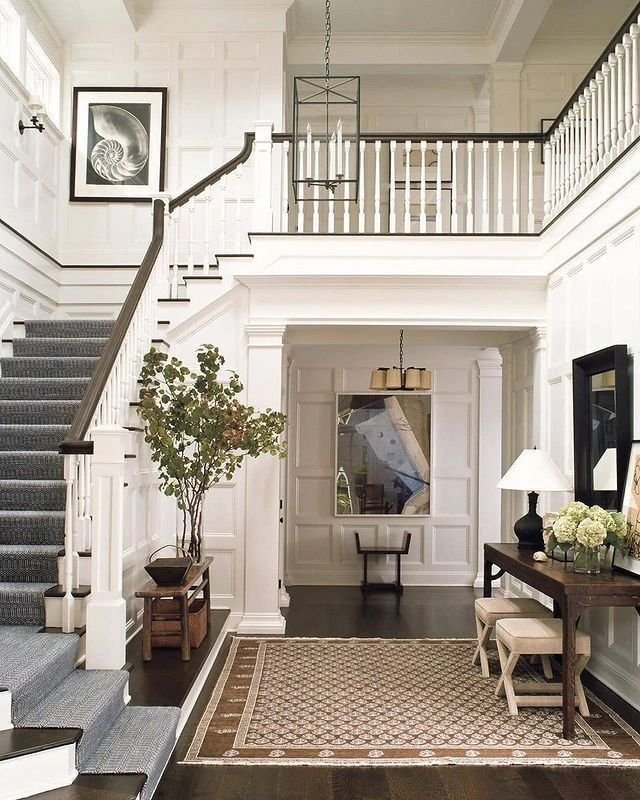 Rustic meets Chic: How to Design a Modern Farmhouse Foyer