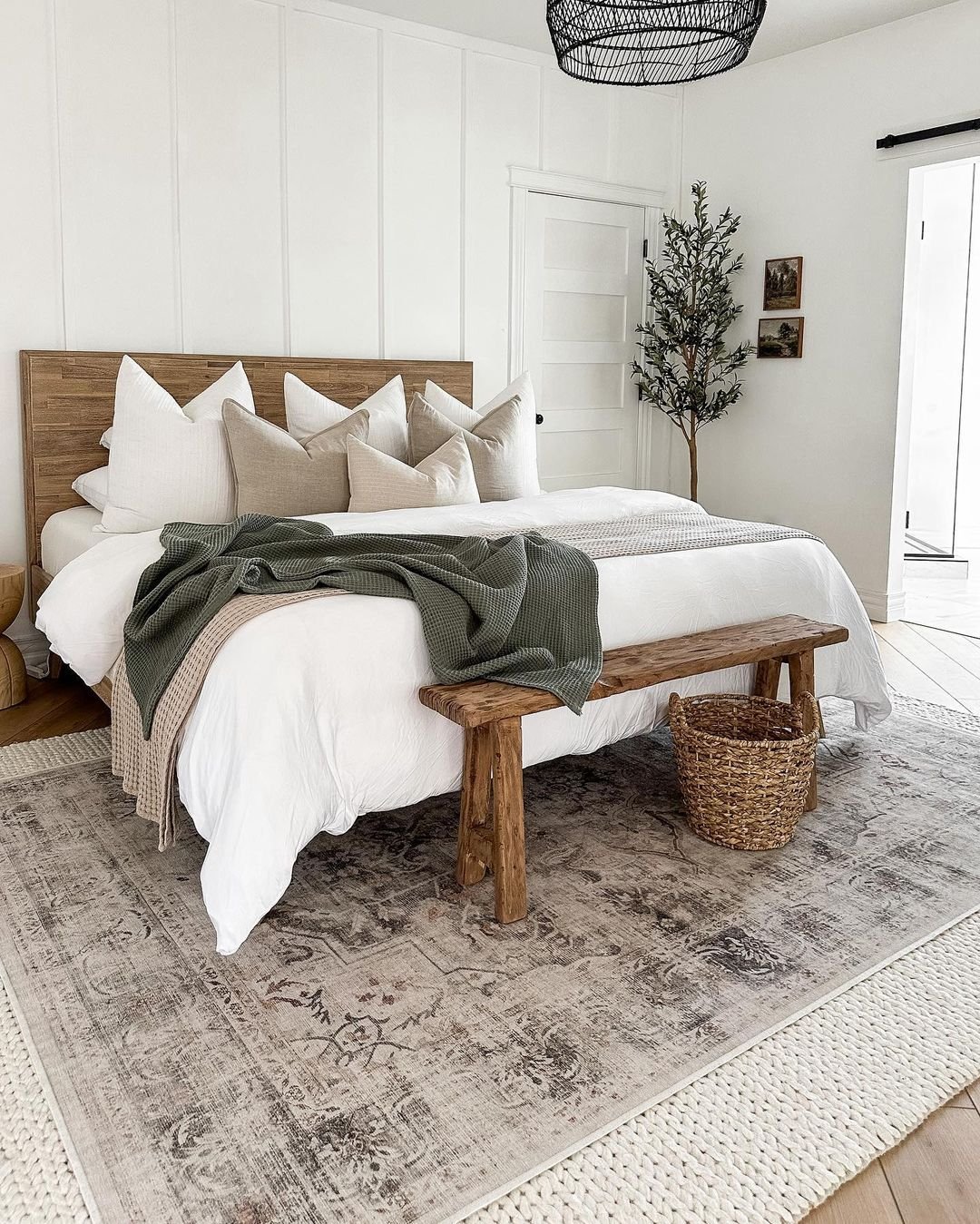 7 Captivating Design Tips to Create a Rustic Bedroom Oasis