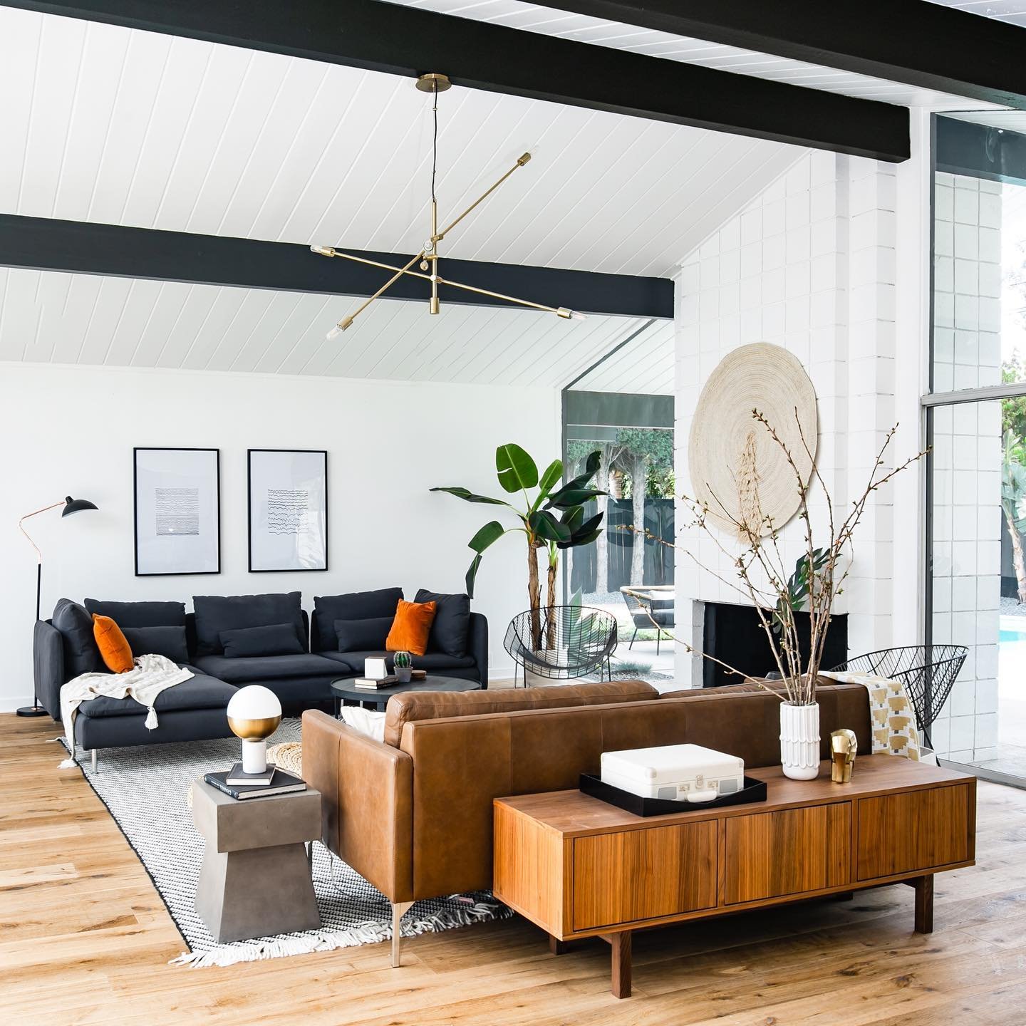Mid Century Modern Minimalism at its Best: Inside Eichler Homes
