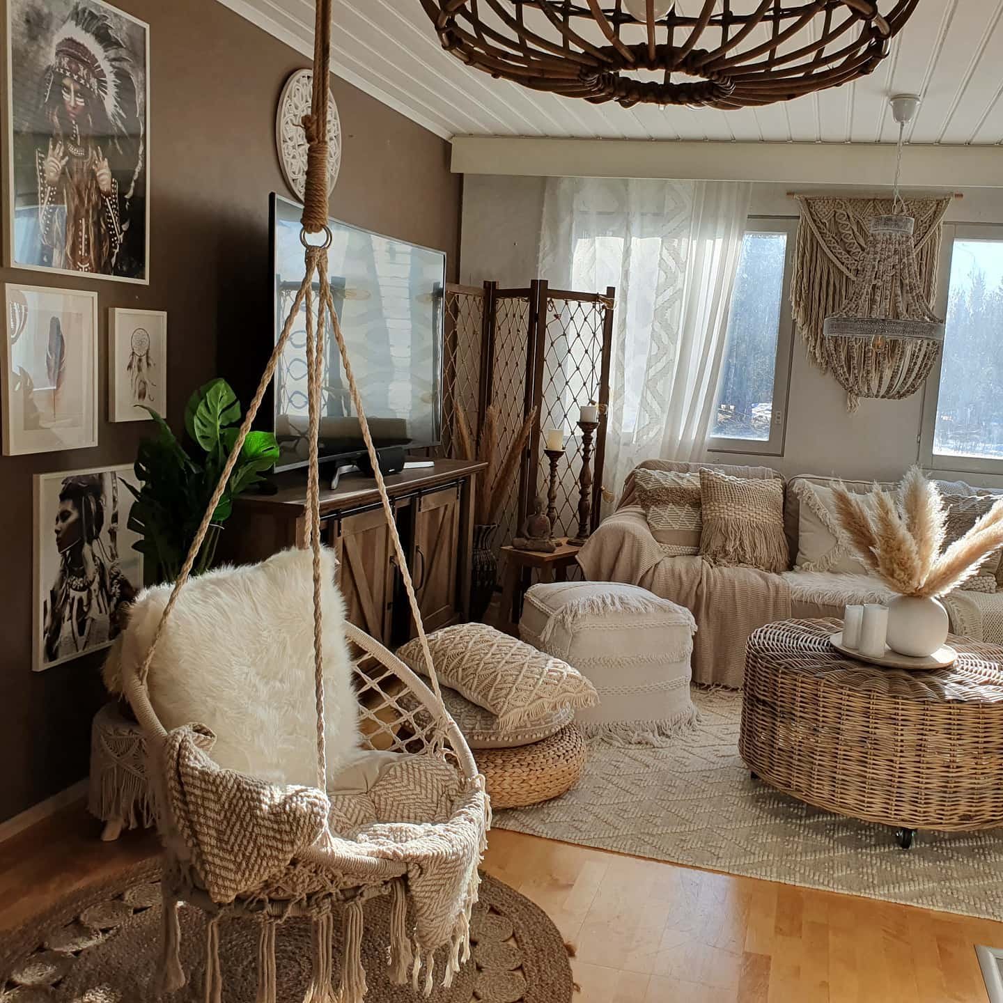 How to Curate Your Living Room with Bohemian Treasures